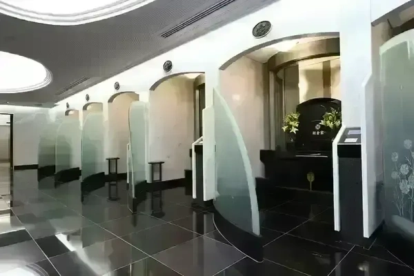 納骨堂でのお供え物｜お参りの時はOK（ただし持ち帰りが原則）